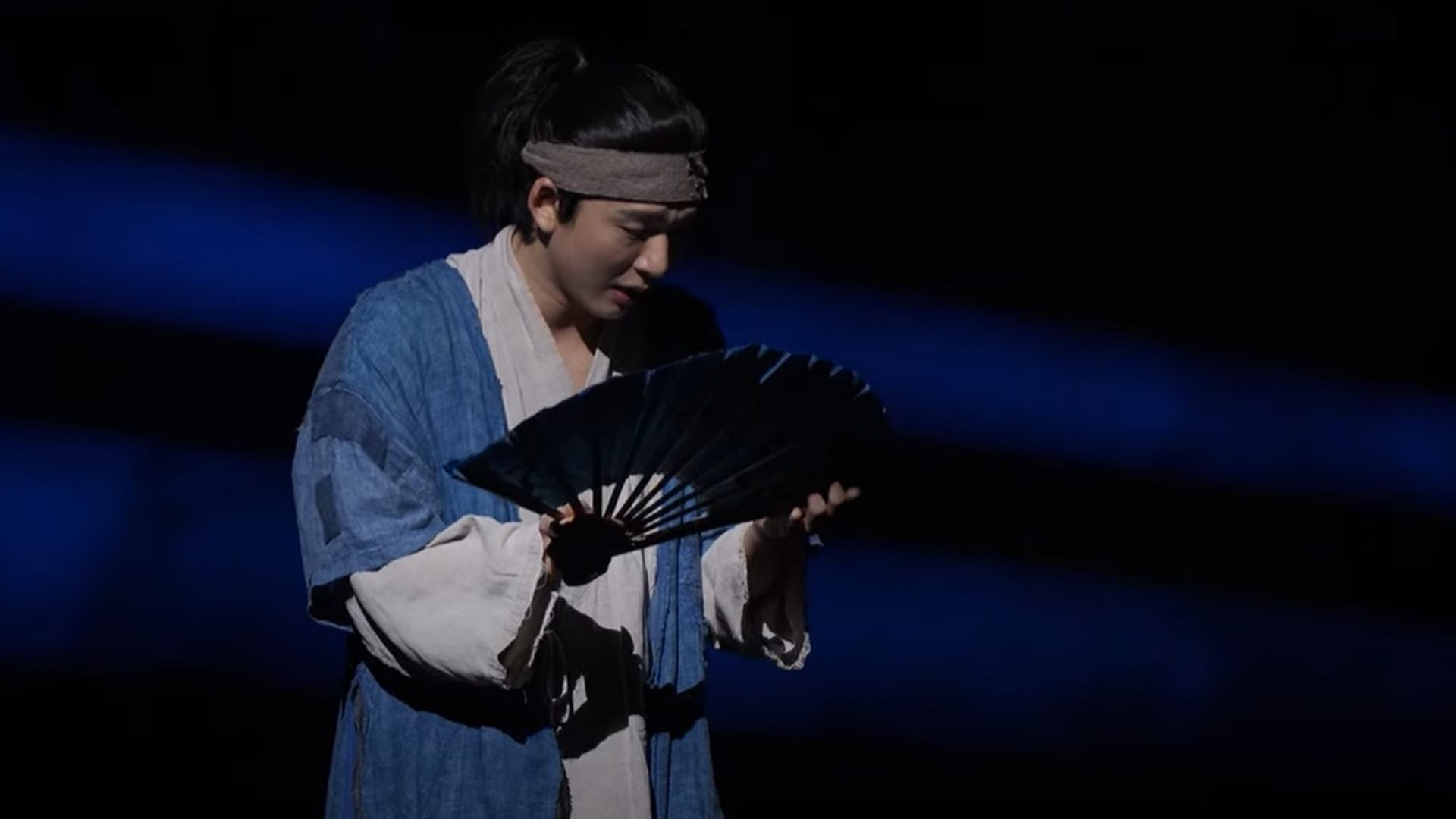 전쟁 같은 리허설, 기적 같은 공연…런던 사로잡은 한국 뮤지컬의 하루